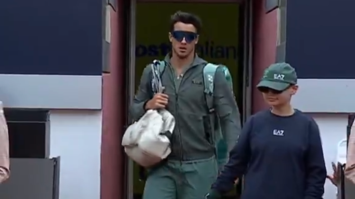 Tennis star Luciano Darderi under scrutiny for 'terrible' behavior