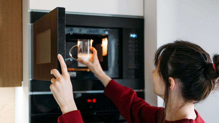 10 designs that prove the 1990s were the best decade for kitchen appliances