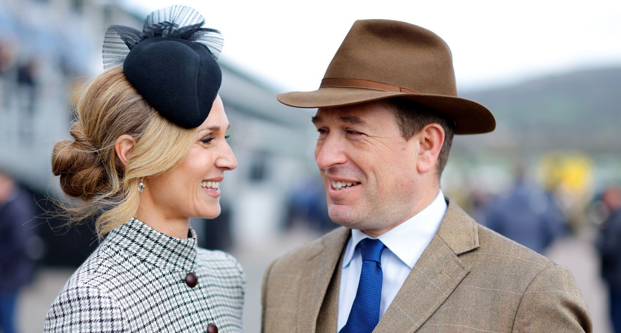 Who wasn't invited to Peter Phillips and Harriet Sperling's wedding?