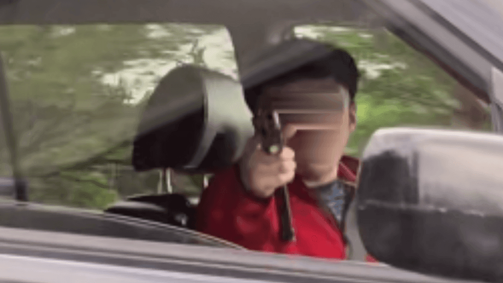 19-year-old accused of pointing gun at another driver in Gresham road ...