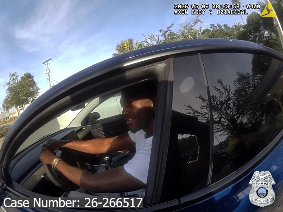 Watch: Tampa bank calls 911 on ‘suspicious’ man who was just waiting ...