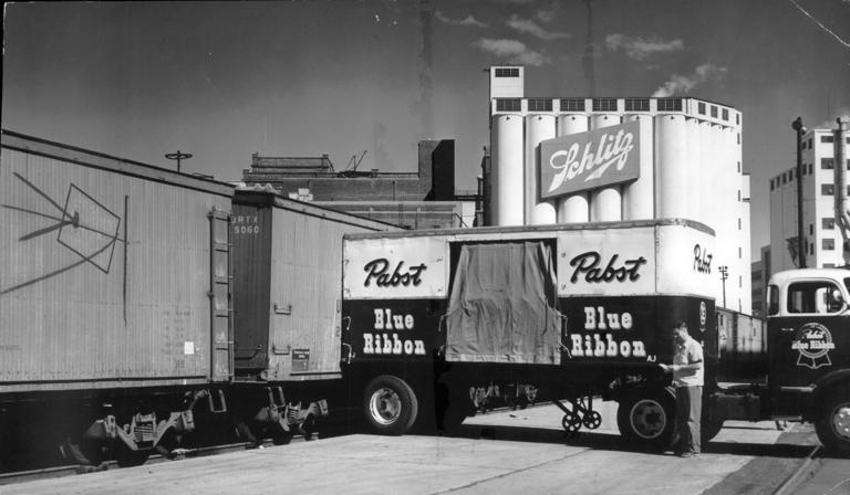 Here's where you can still get Schlitz beer before Pabst ends ...