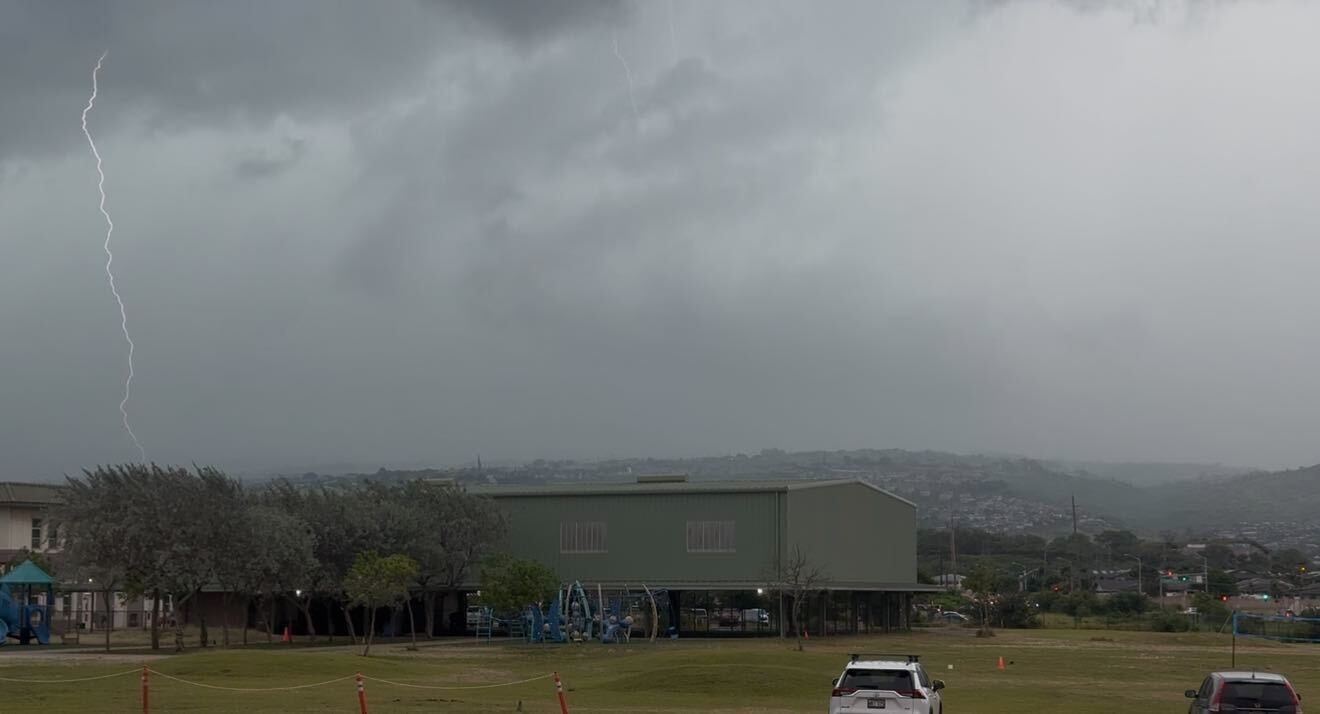 Hawaiian Electric continues power restoration efforts after lightning ...