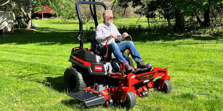 How good is Toro’s MyRide seat suspension? It kept my sore back from ...