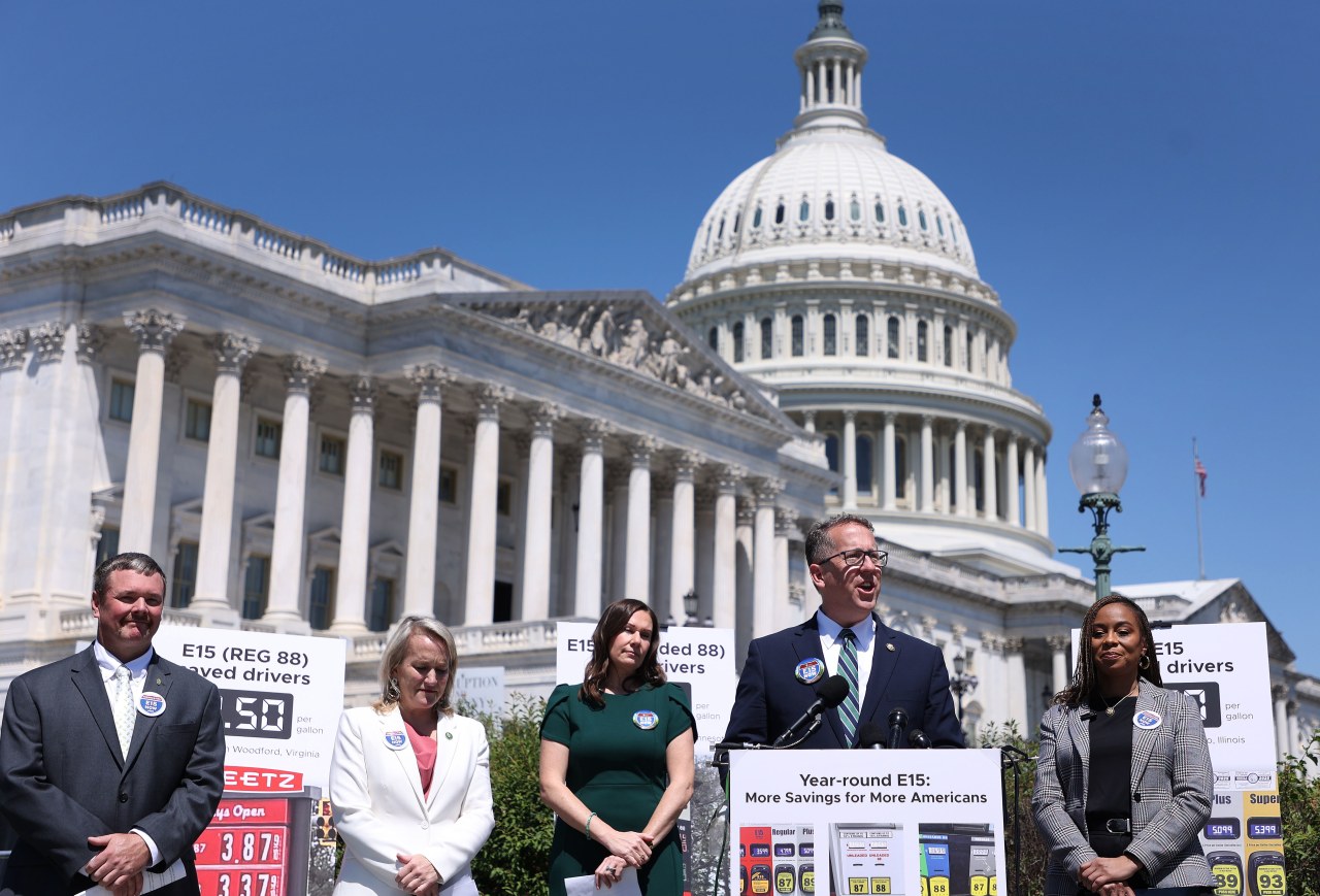 House passes ethanol bill, but fate uncertain in Senate