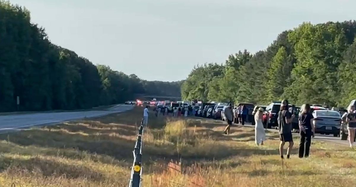 I-40 reopens after crash in Sampson County; four people sent to the ...