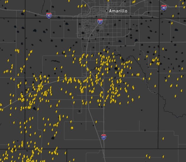 Lightning-sparked Texas wildfire destroys buildings, damages railroad