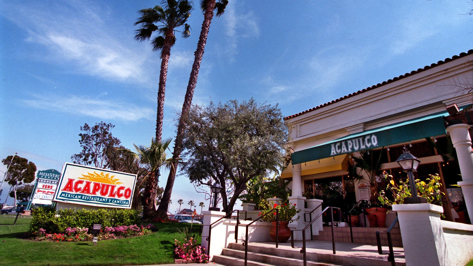 After 66 years, a popular Mexican restaurant chain has only 1 location left