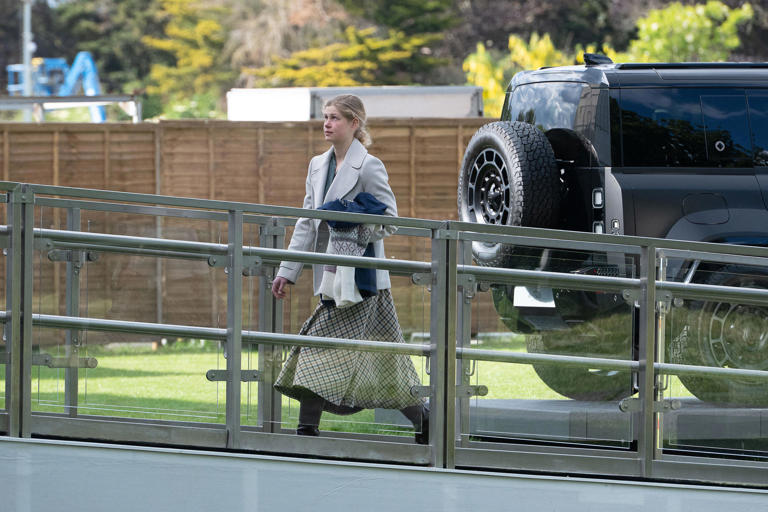 Down-to-earth Lady Louise borrows Princess Kate's style at Royal ...