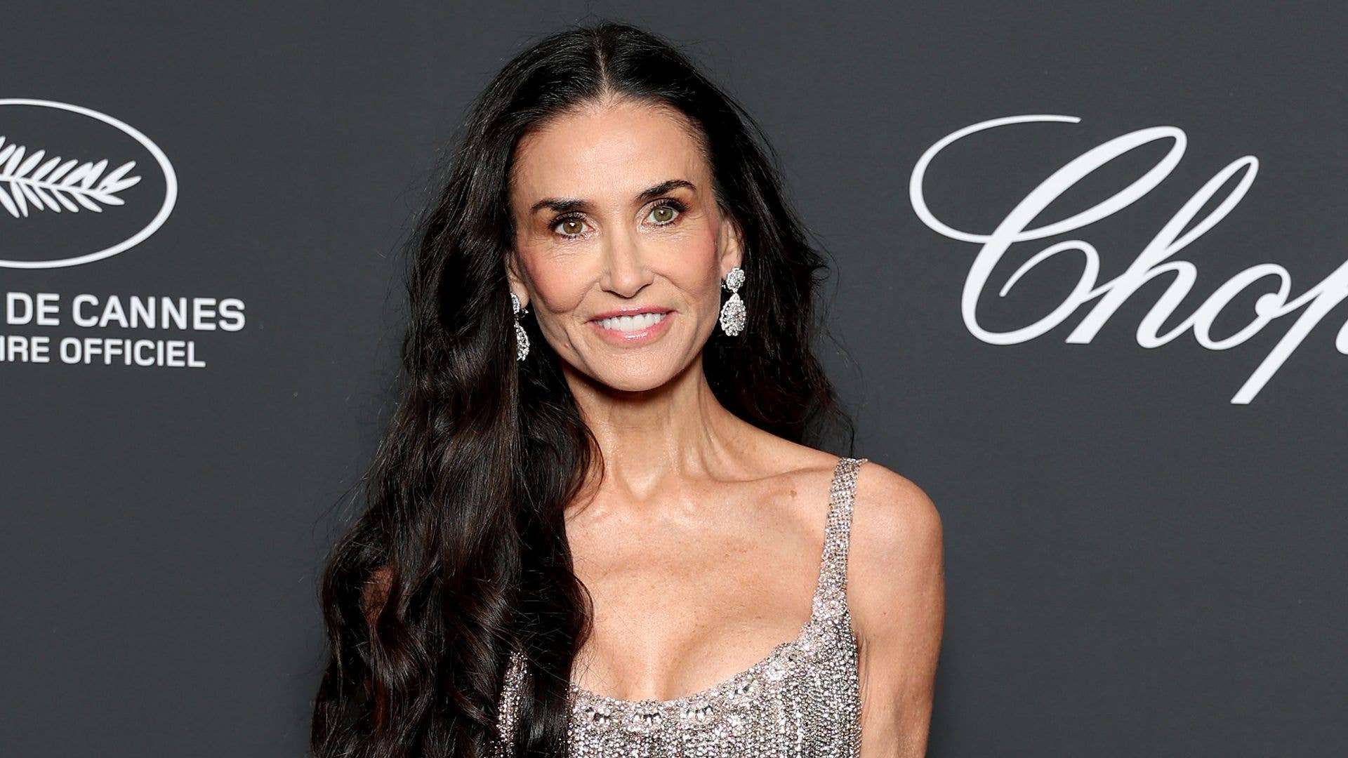 Demi Moore debuts wild hair transformation – wait until you see her color