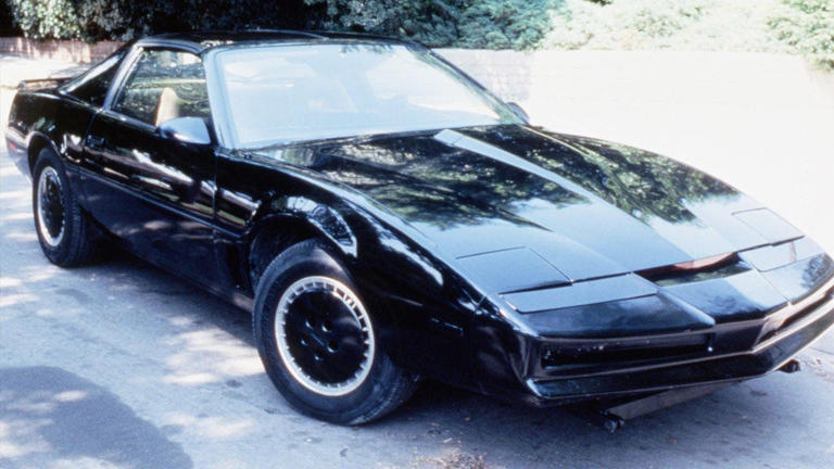 A replica of KITT from 'Knight Rider' got a traffic ticket in another ...