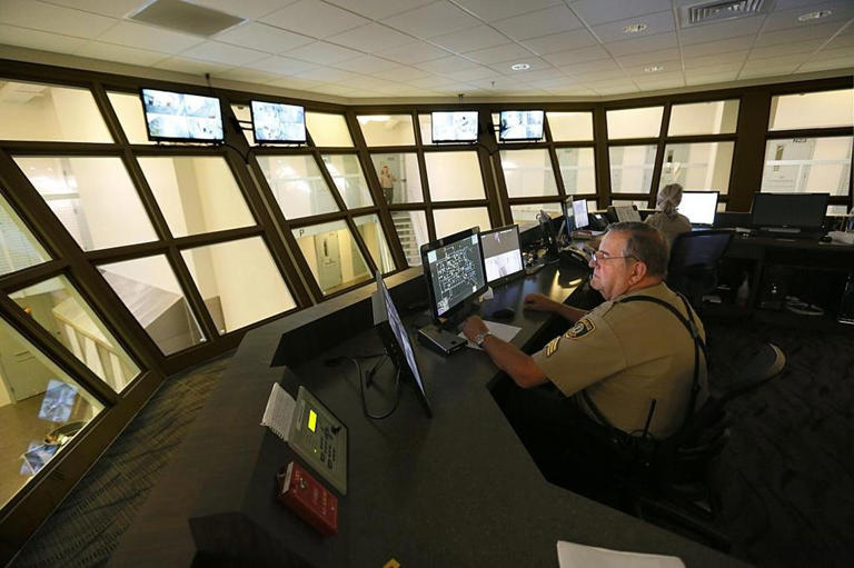 Franklin sheriff willing to risk arrest in ongoing fight over jail guns