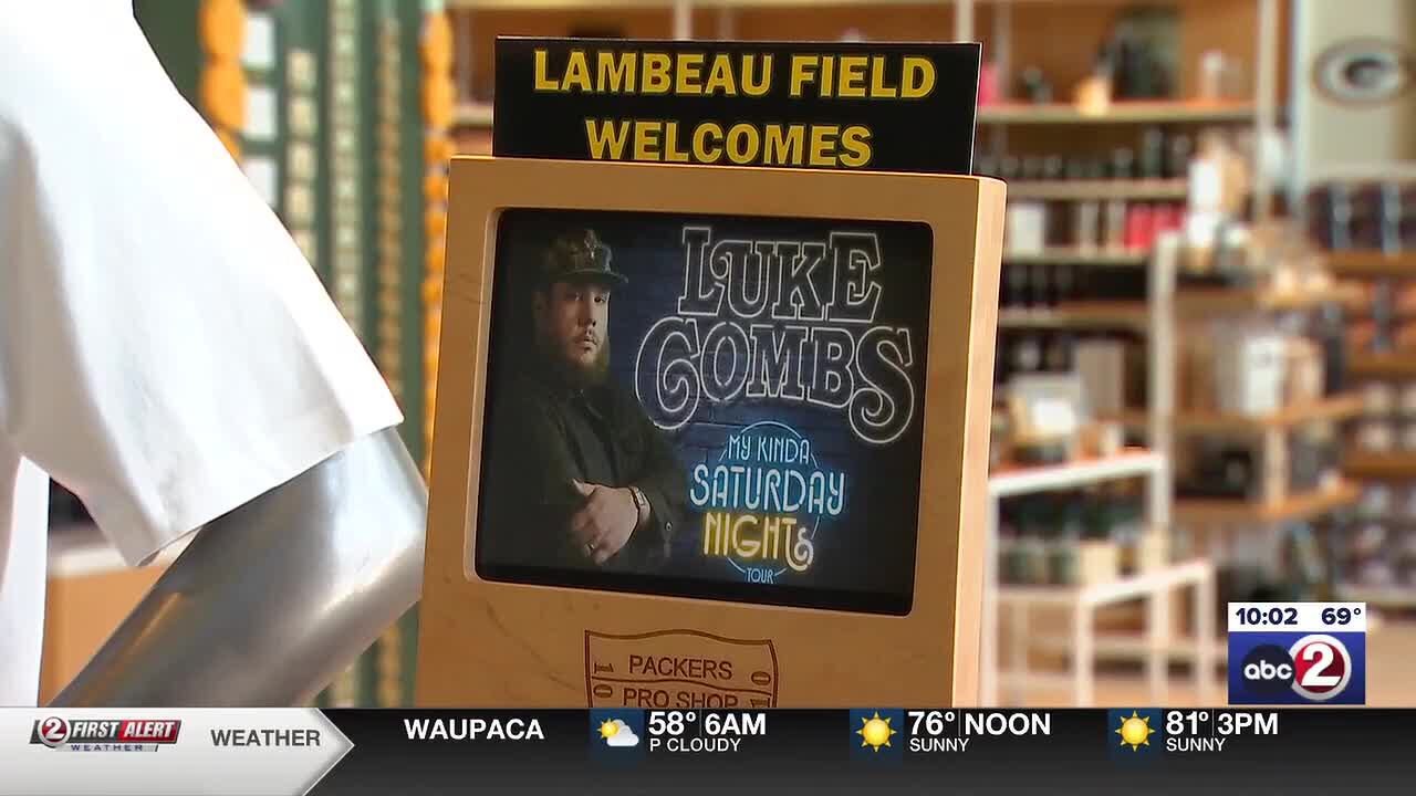 Luke Combs kicks off back-to-back concerts at Lambeau Field