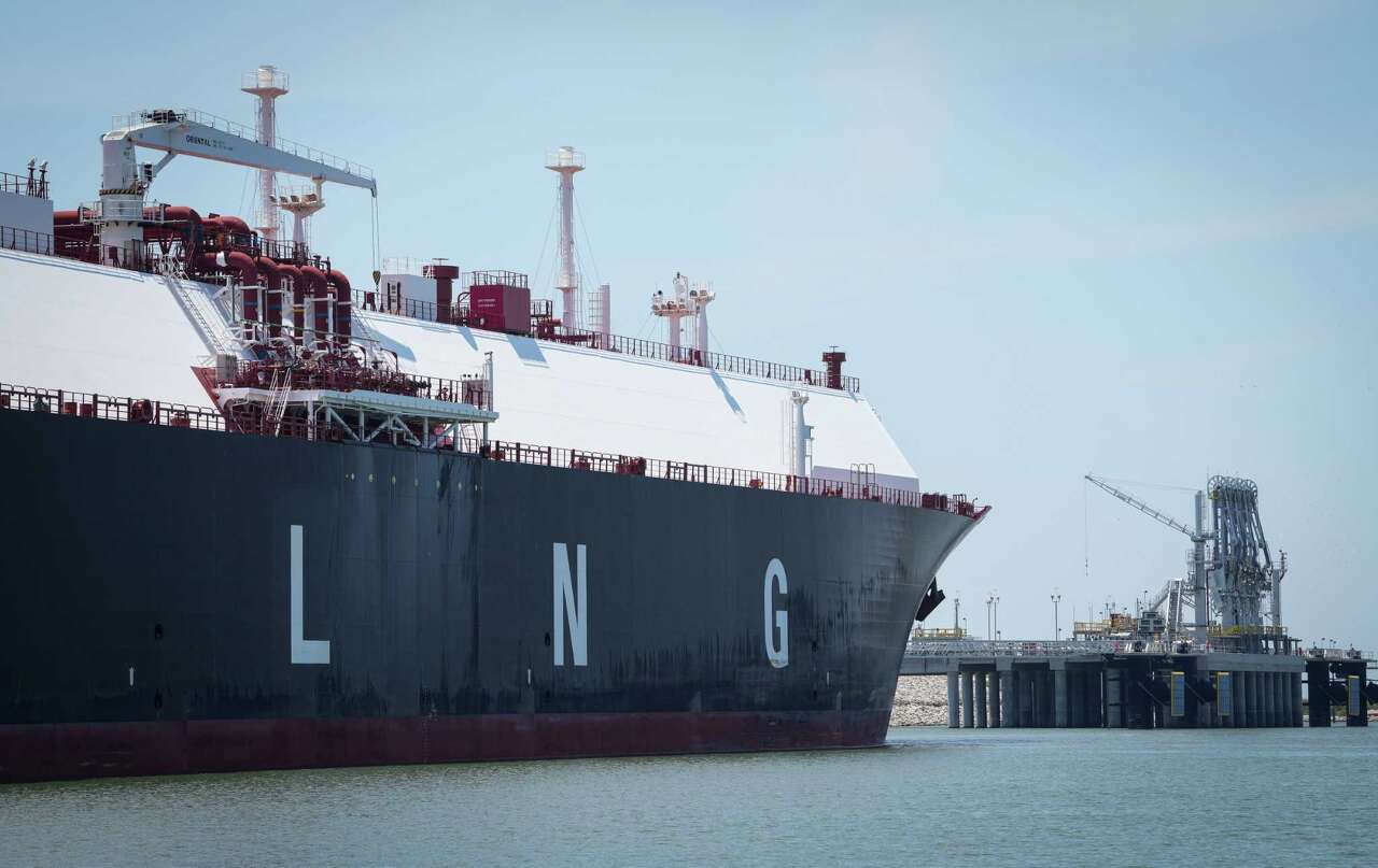 Houston-based Caturus greenlights $13 billion Commonwealth LNG project ...