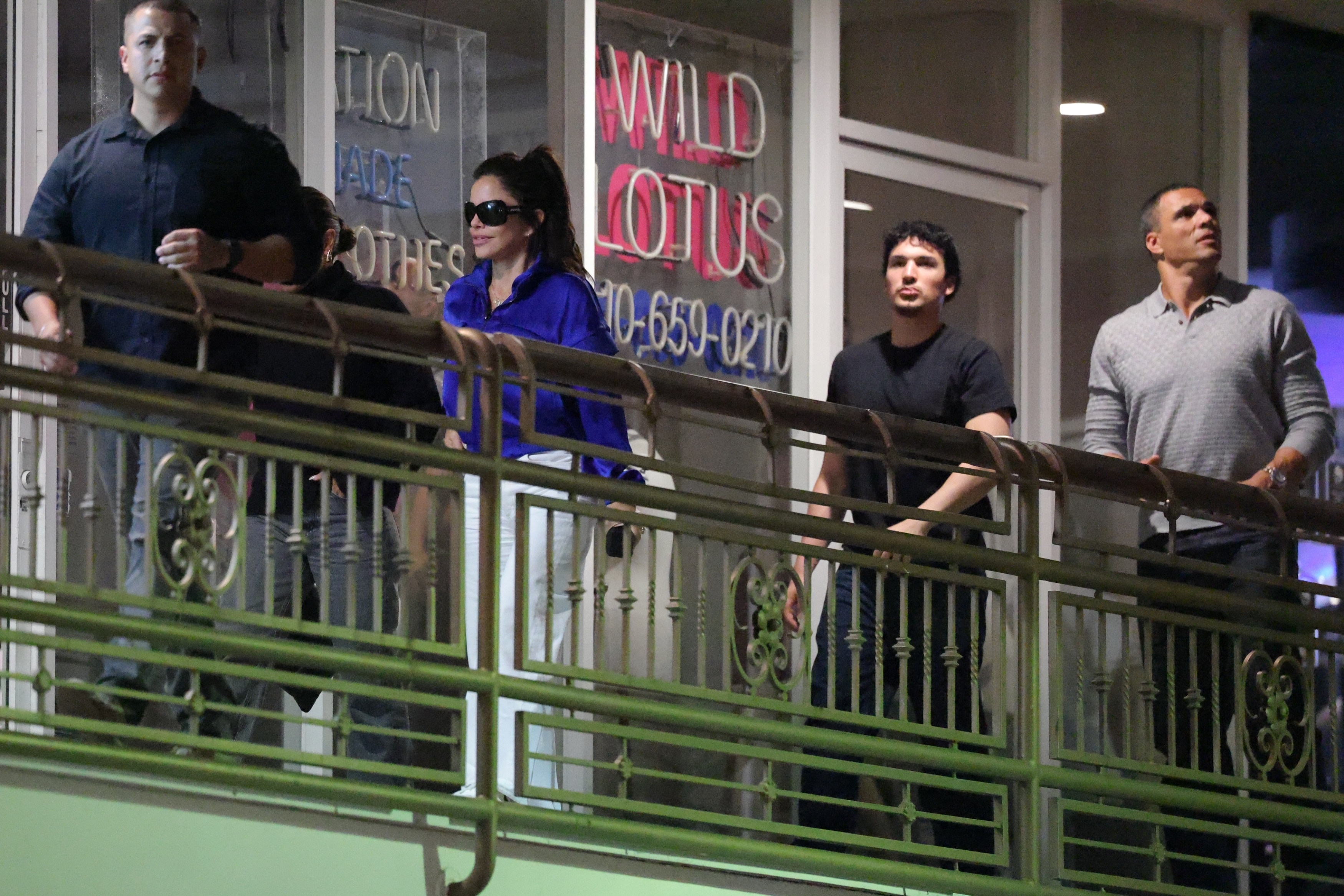 Lauren Sánchez enjoys rare family night out with son Nikko, NFL star ex ...