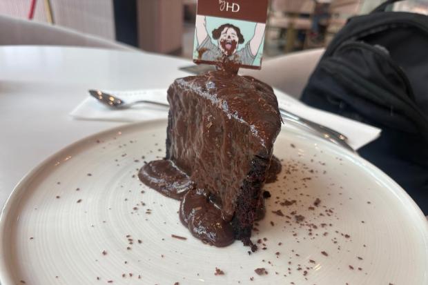 I tried the 'cake that broke the internet' at popular Harlequin dessert ...
