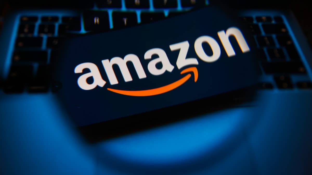 Amazon sells a $137 grill and smoker combo that cooks up 'restaurant ...