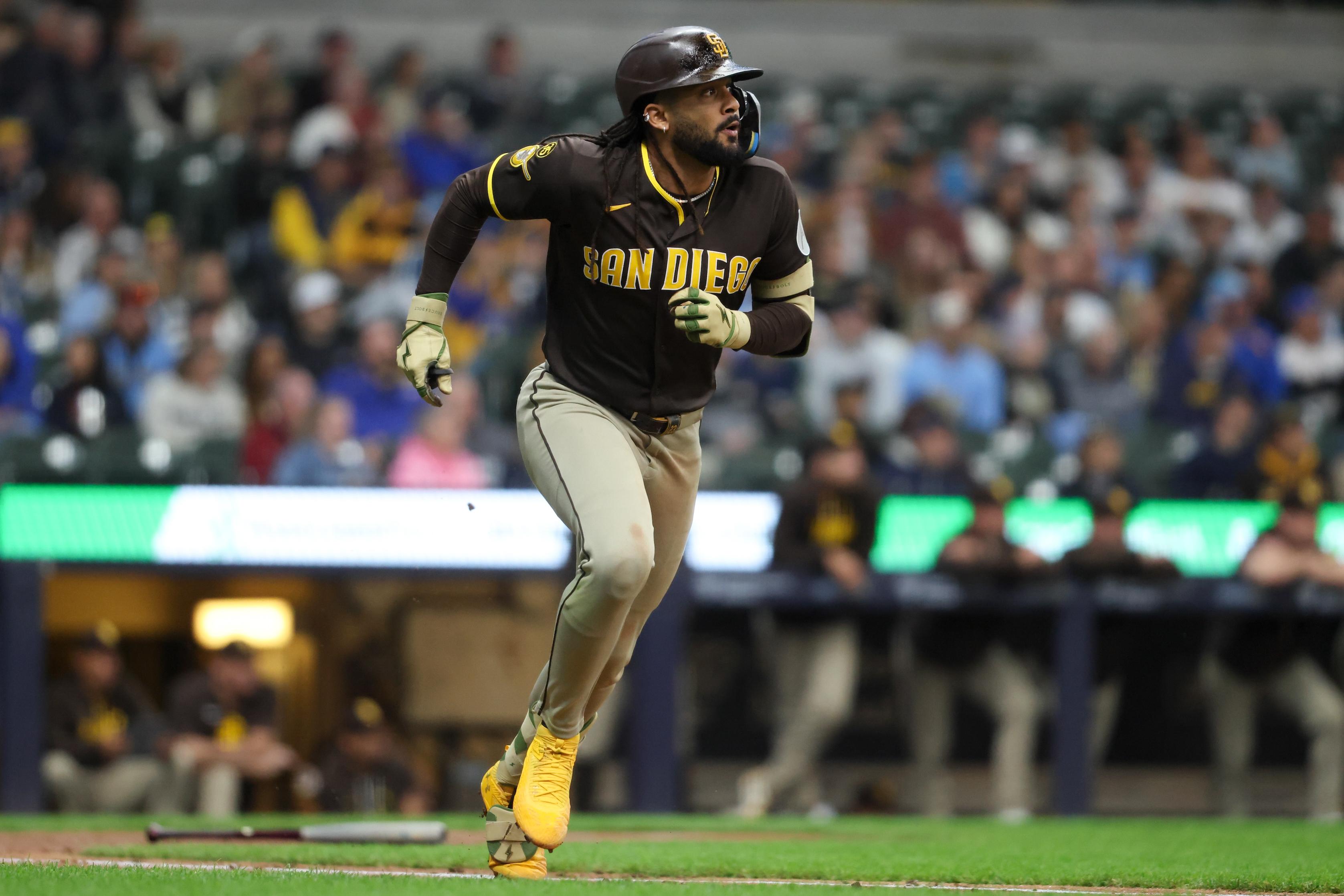 NL West odds: Padres payout would be huge in close division race with ...