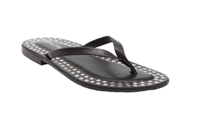 Jennifer Aniston and Hailey Bieber’s rich-girl flip-flops are summer ...