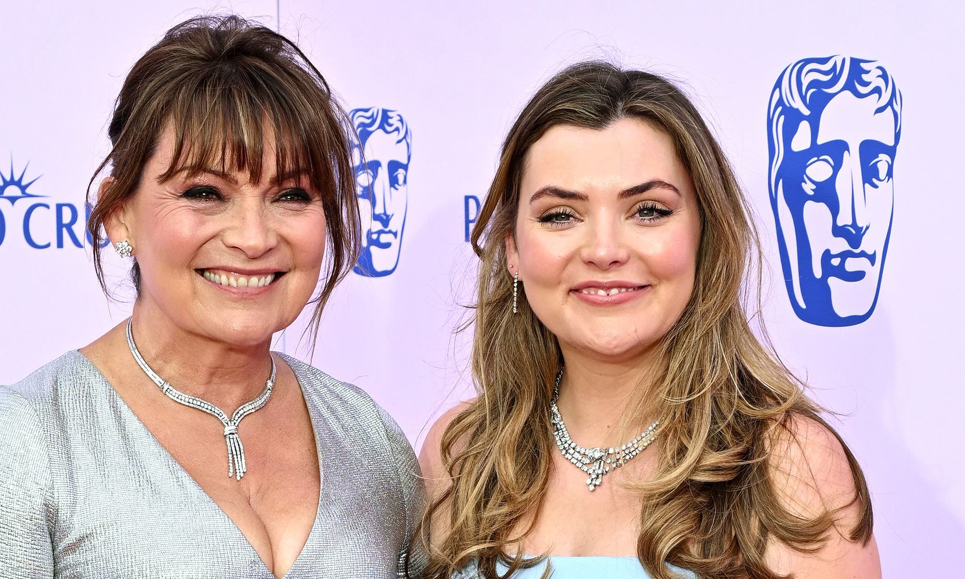 Lorraine Kelly's daughter slams cruel online trolls