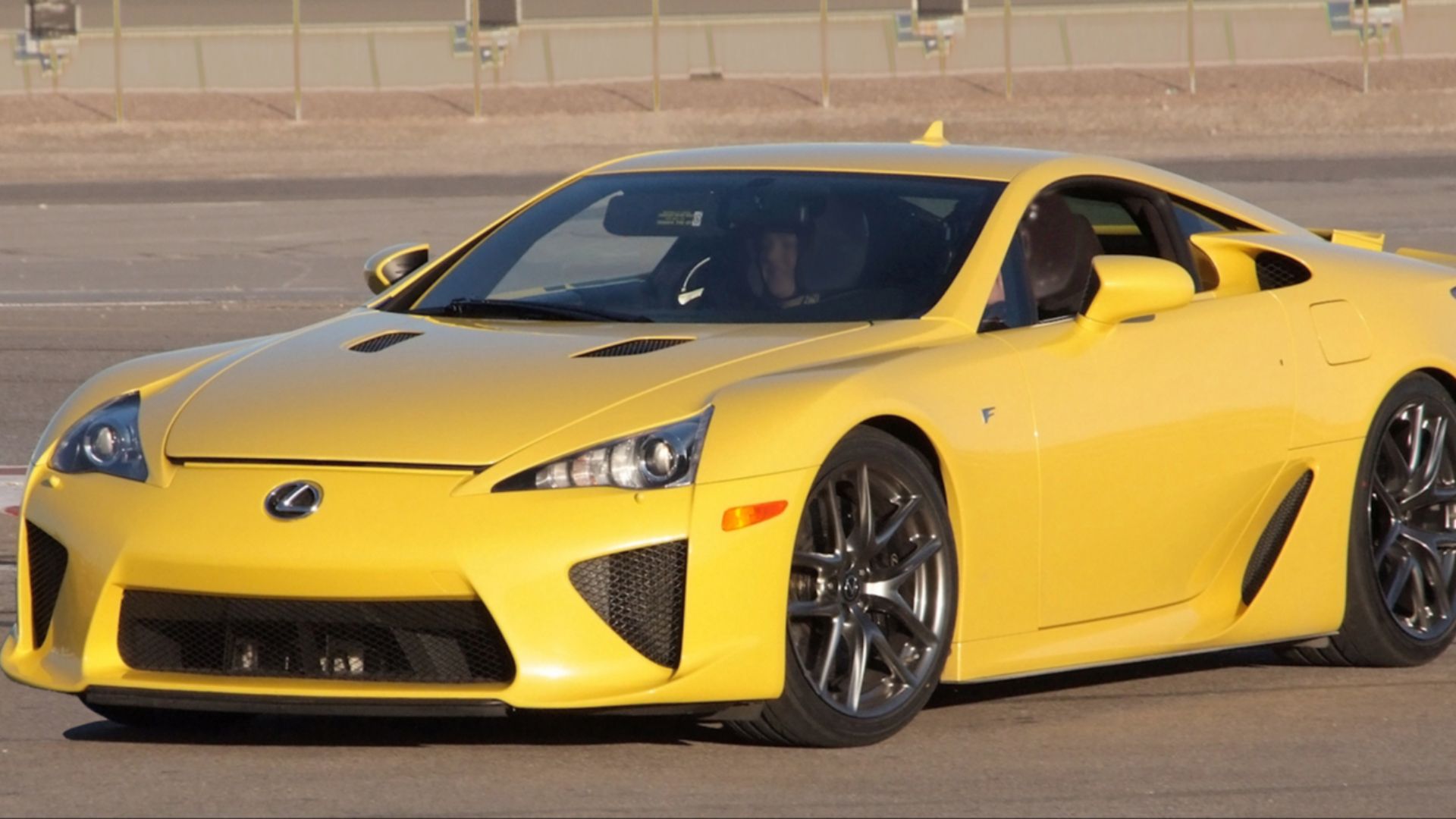 20 cars that should be featured in the Fast & Furious franchise