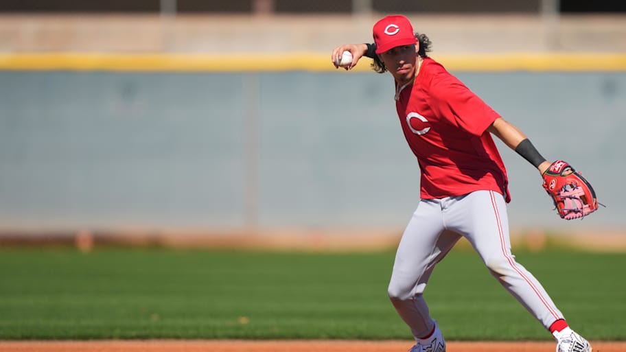 Surging Cincinnati Reds top prospect leaves Triple-A game with injury