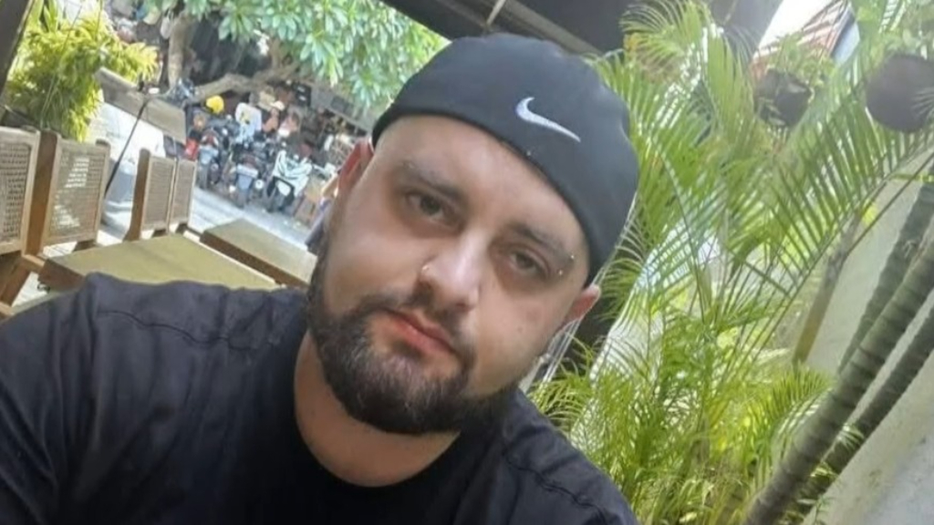 Police searching for offenders behind death of former bikie's son