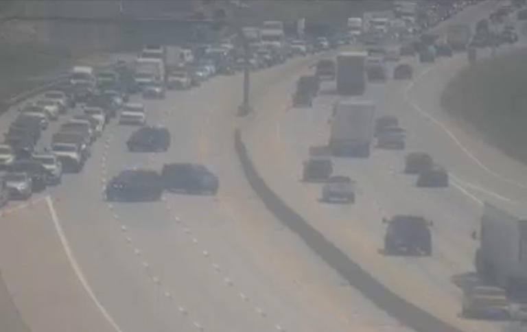 1 dead in I-25 crash involving 3 SUVs in Douglas County