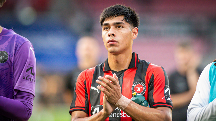 Arsenal in Julian Alvarez surprise as €100m Chelsea offer prepared ...