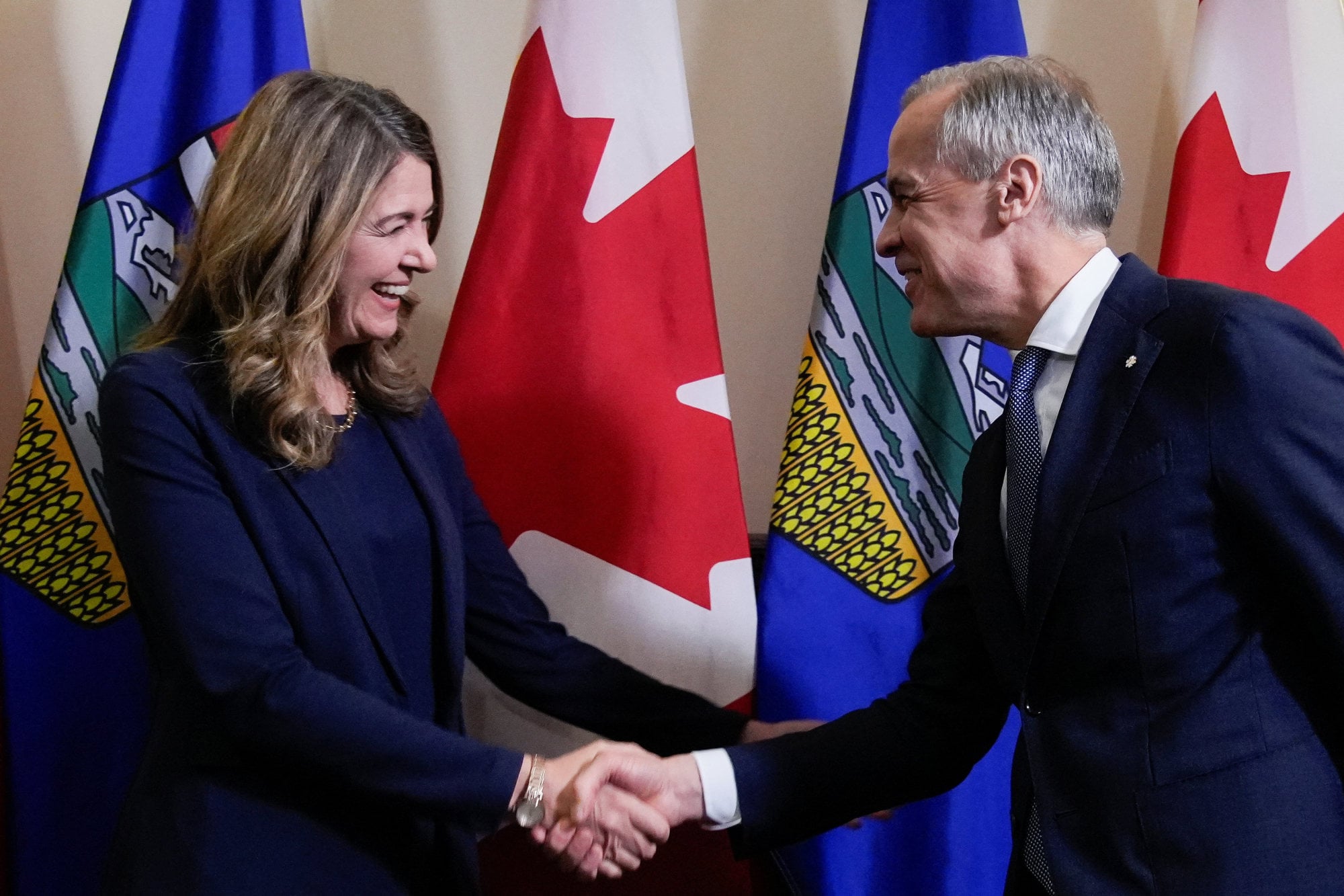 Canada takes key step towards new oil pipeline to serve Asia markets