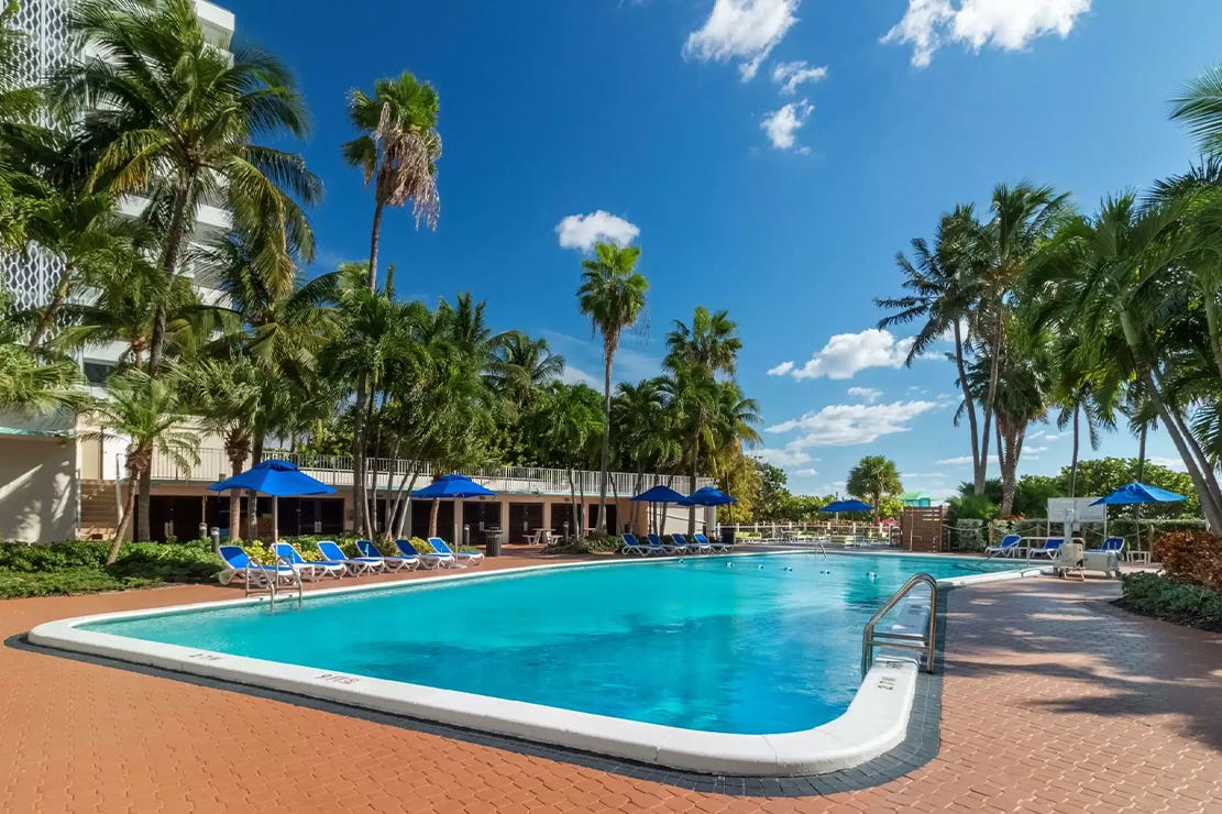 Family sues Florida hotel for $15 million, says daughter assaulted in pool