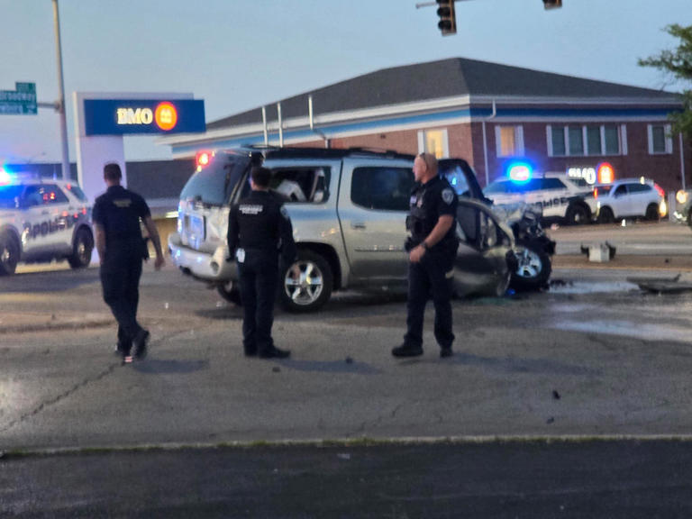Serious injuries reported following crash at Alpine, Newburg roads ...
