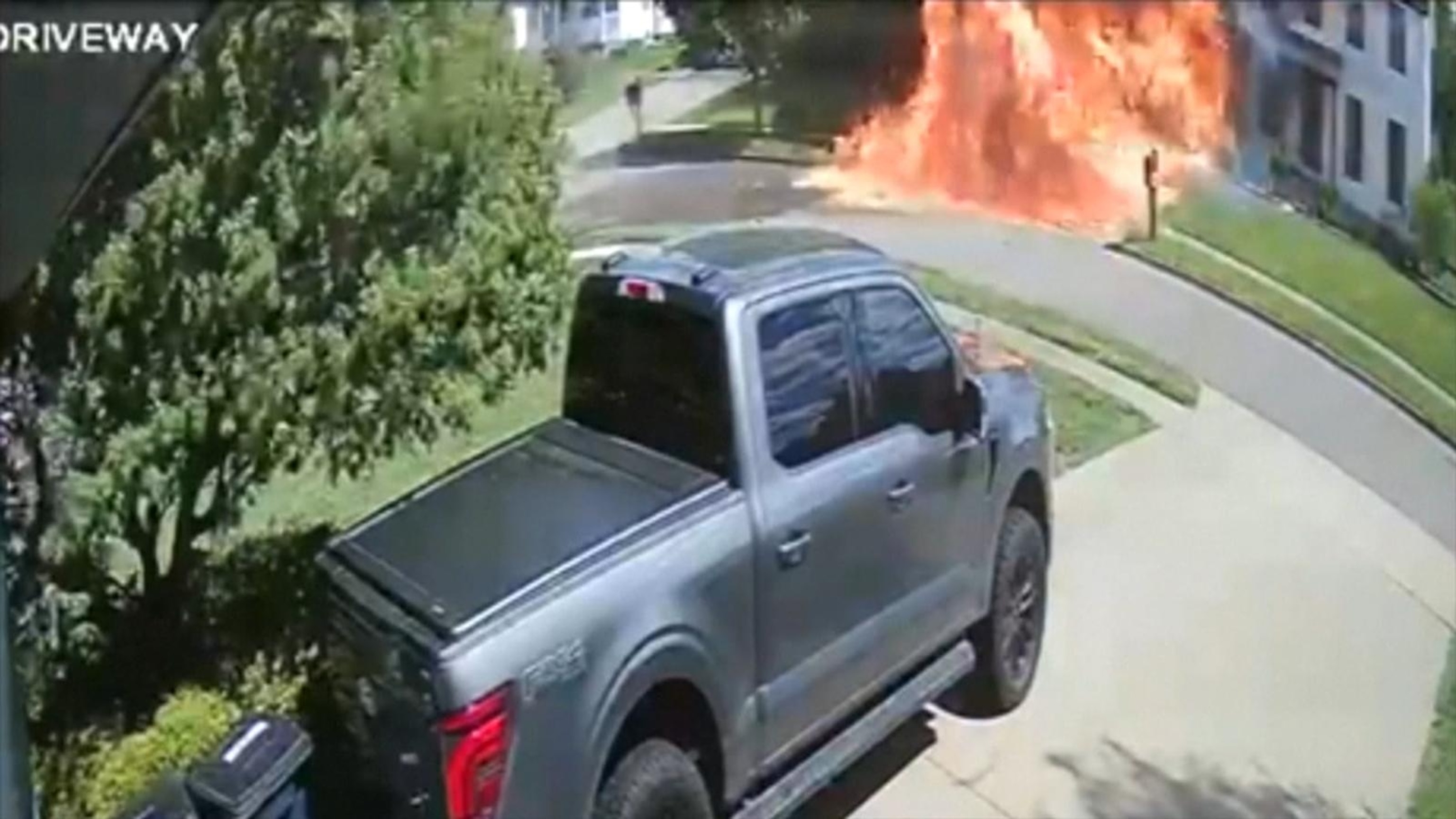 New video shows deadly plane crash into Ohio home