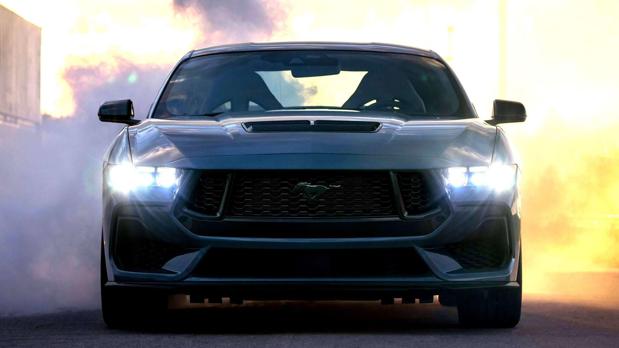 IIHS blames car ads for speeding, ignores the bigger safety problem