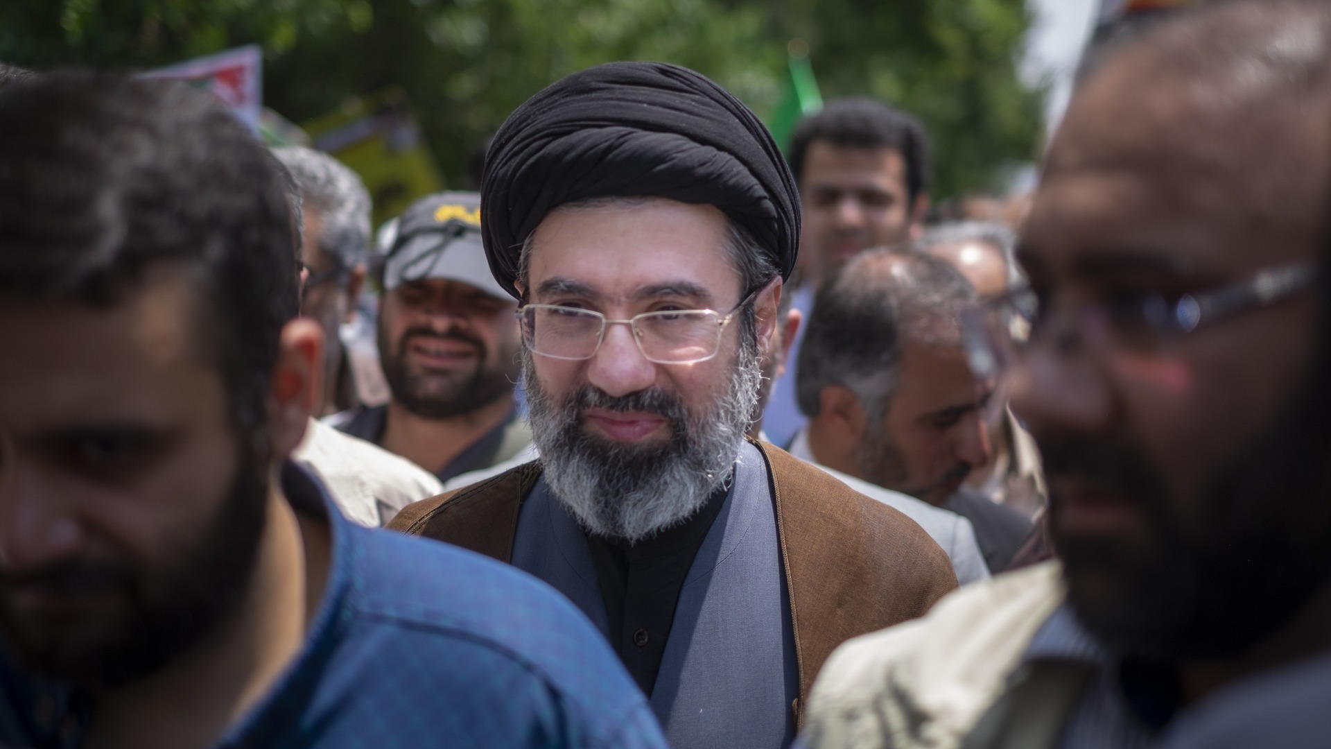 Iran ramps up military activity in Strait of Hormuz