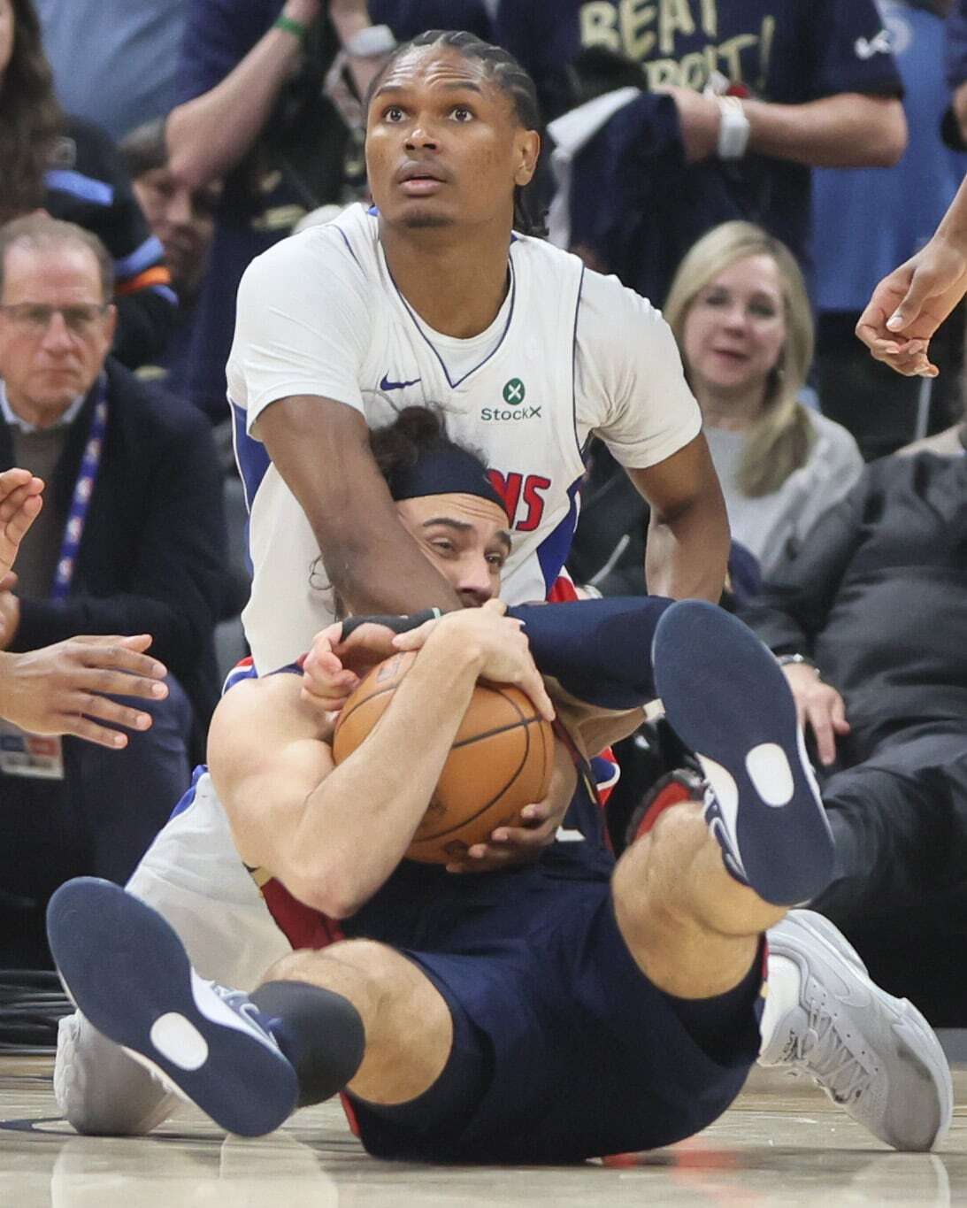 Why wasn’t Pistons’ Ausar Thompson ejected in Game 6 for shoving Cavs ...