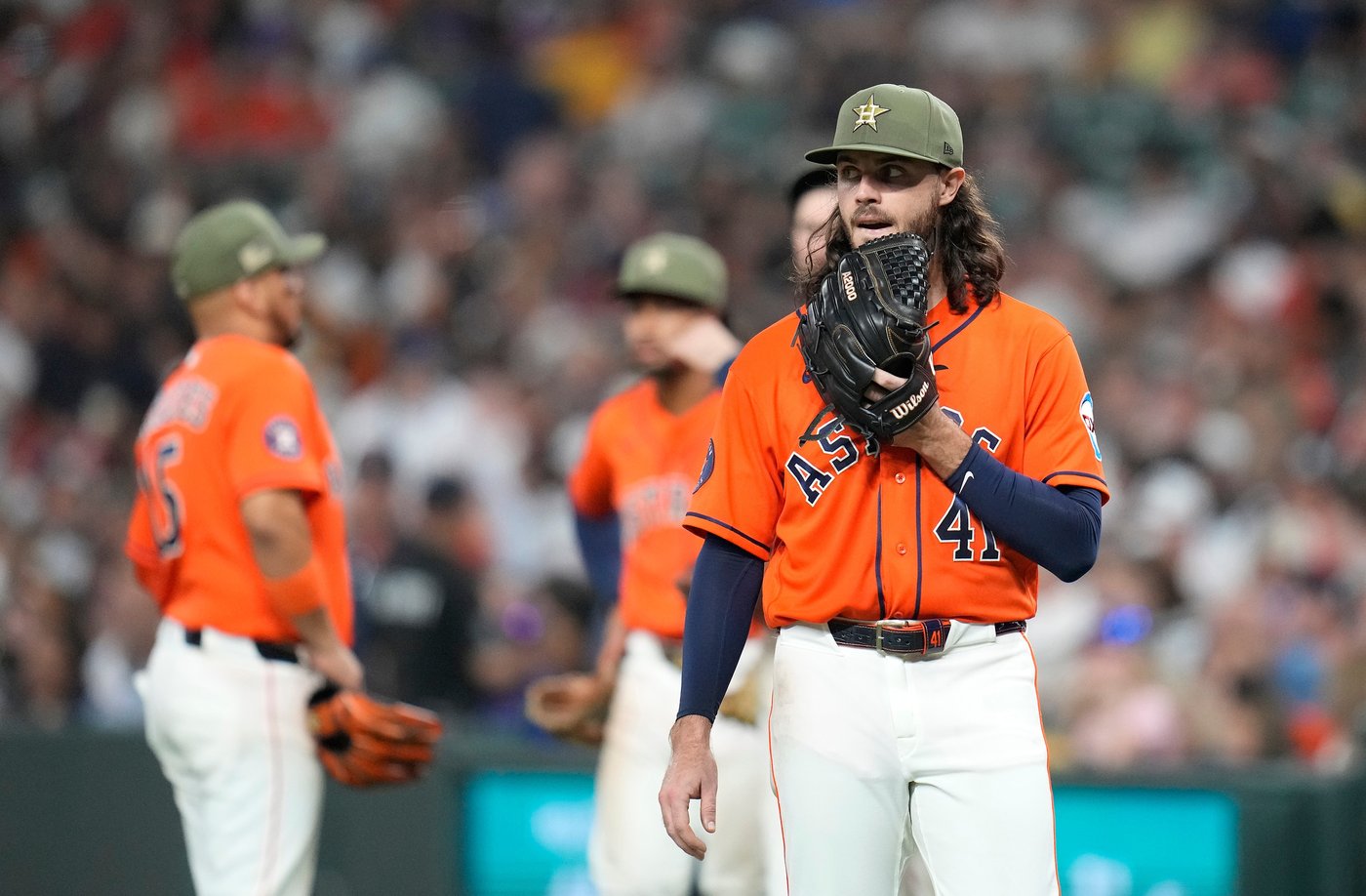 Astros' Spencer Arrighetti has a no-hit bid broken up with 1 out in the ...