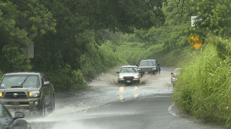 Oahu flood threat: Heavy showers continue through the weekend