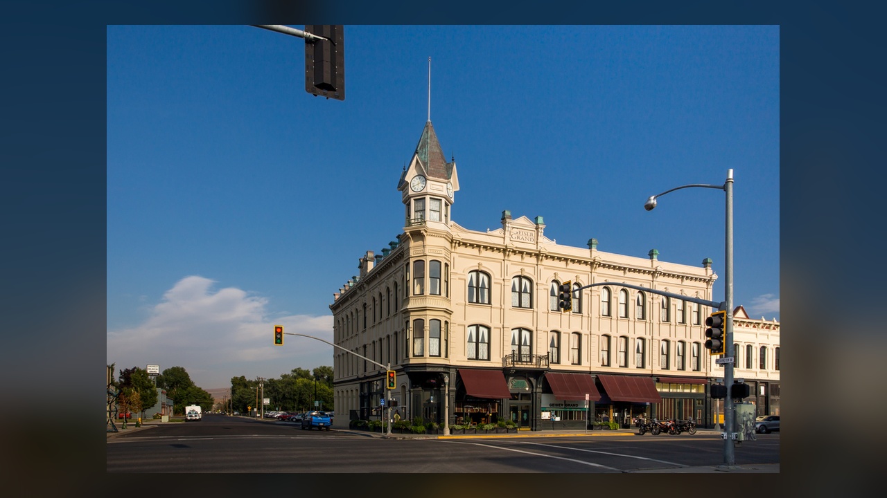 A gold rush downtown, frozen in amber, sits in plain sight on Oregon’s I-84