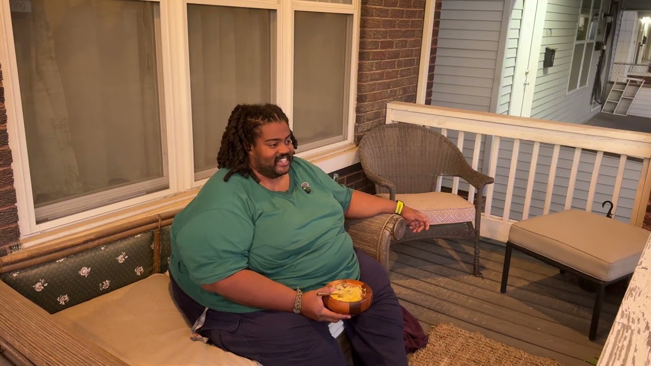My 700 pounds - let's have dinner together