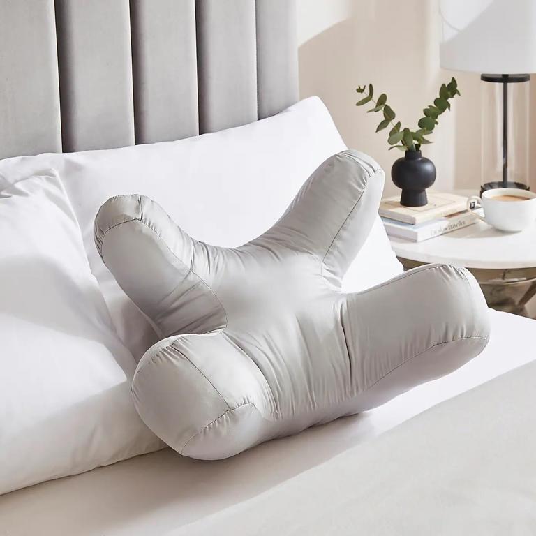 Dunelm's £25 'anti-wrinkle' pillow is the strangest I've tested