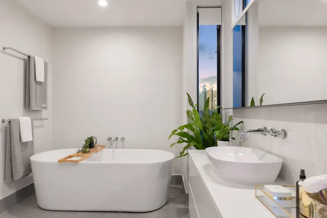 12 bathroom remodel mistakes contractors warn could cause serious legal ...