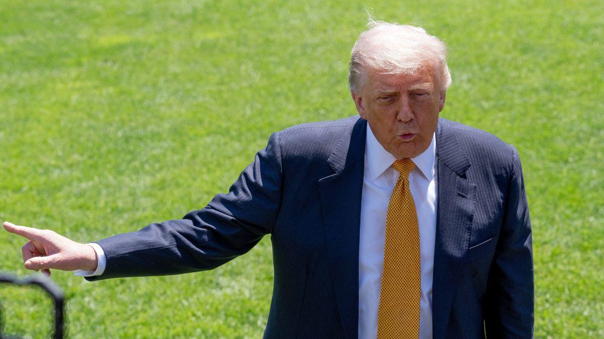 Donald Trump lashes out at reporter asking about ballroom costs: 'You ...