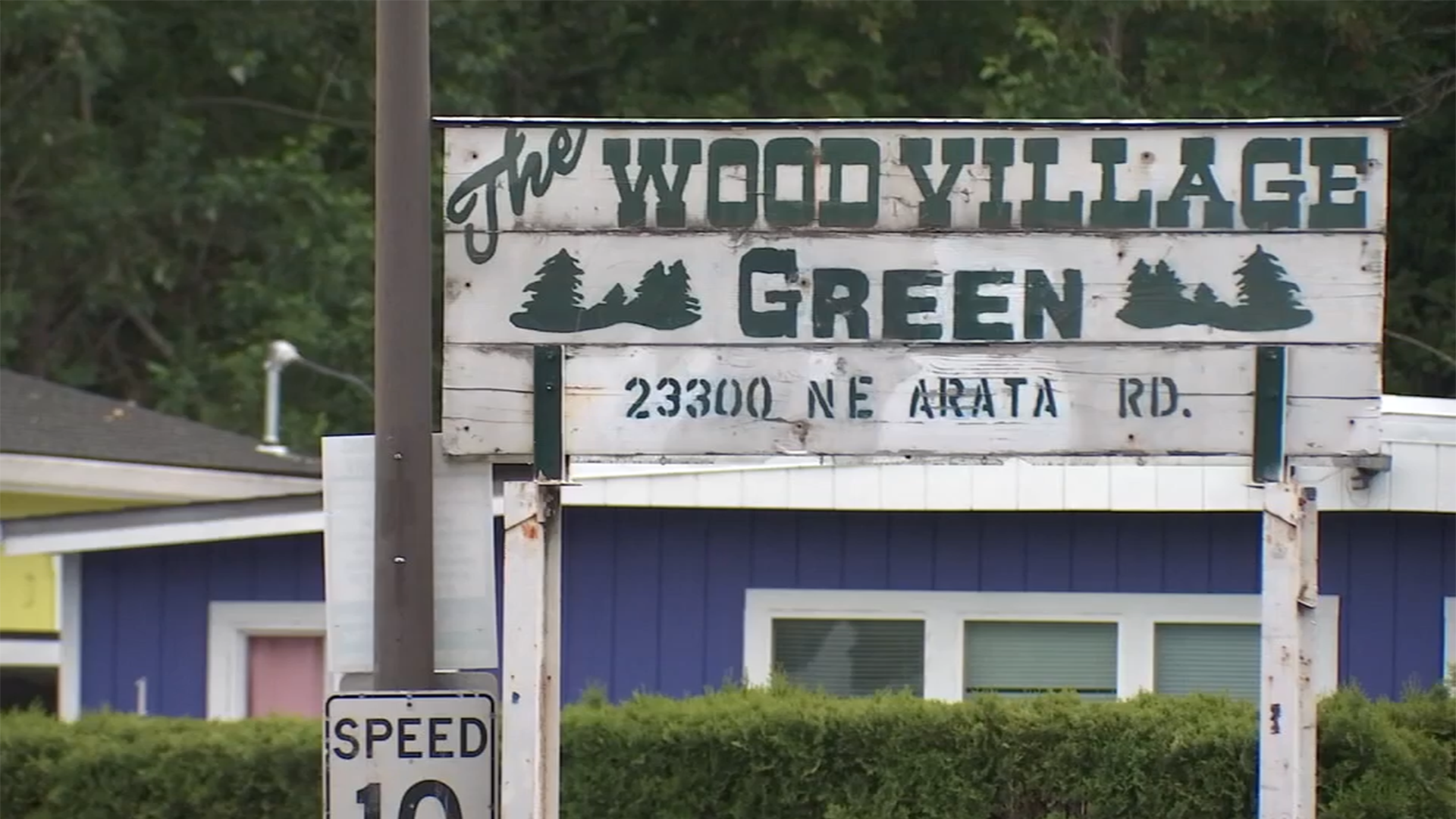 Teen girl shot, injured at bus stop in Wood Village near school bus