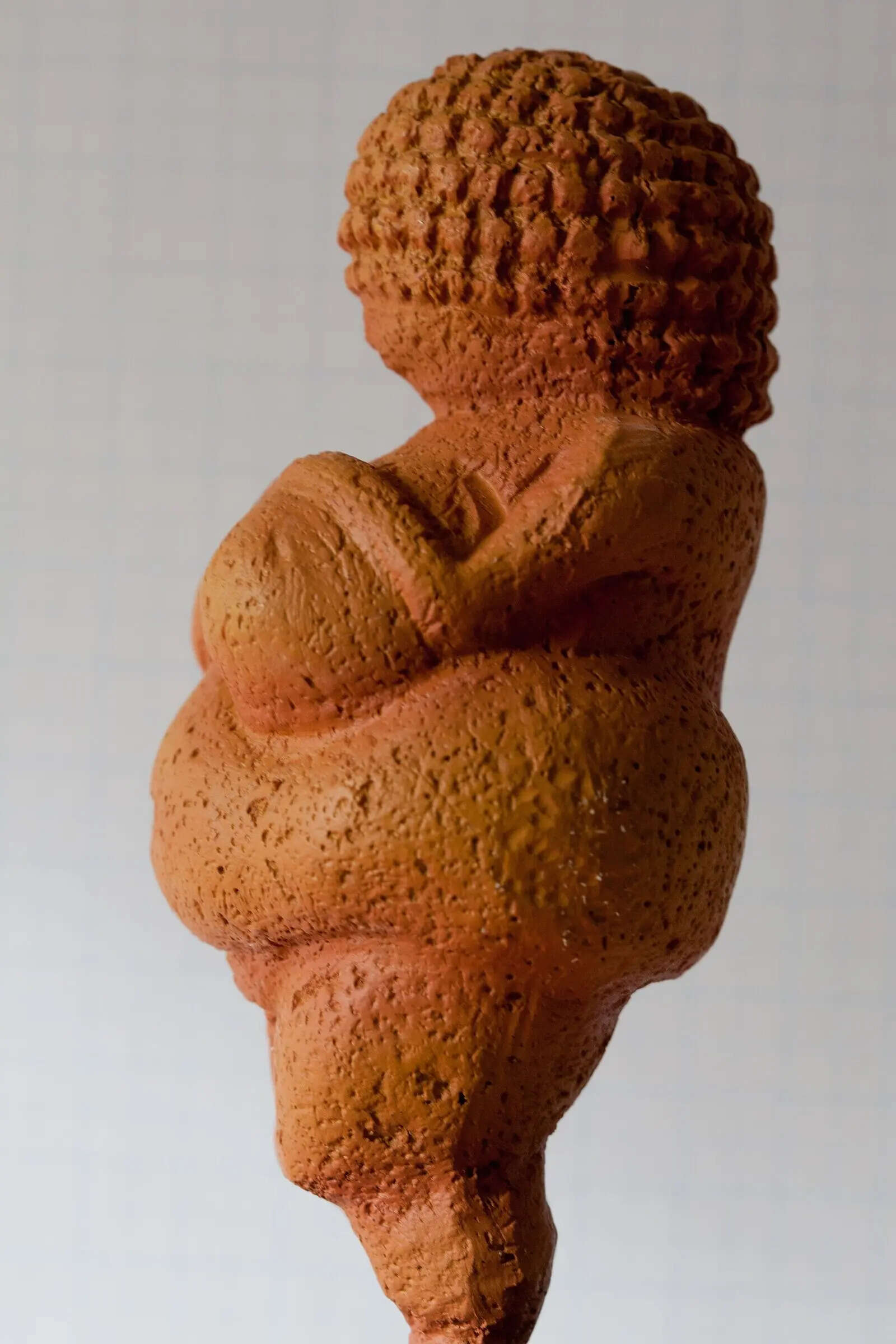 In 1908, a worker found a 'faceless' stone woman in the mud and it ...