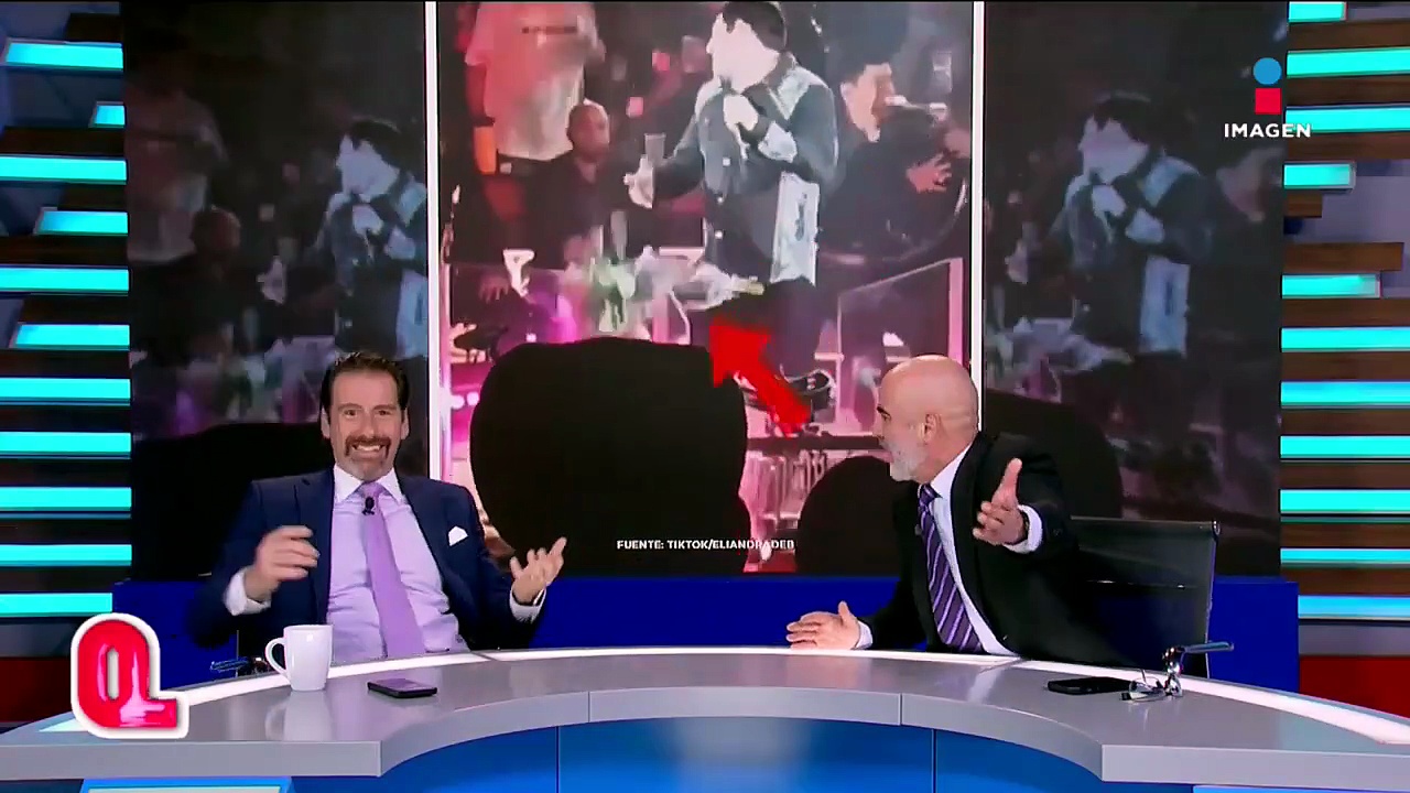 Le pegaron a Julión Álvarez en pleno show | Qué importa