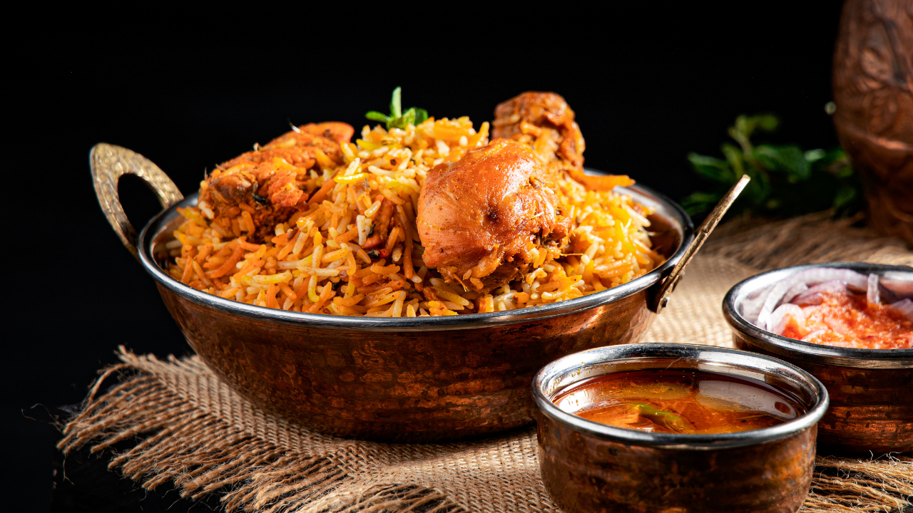 8 famous Indian street foods that were once royal dishes
