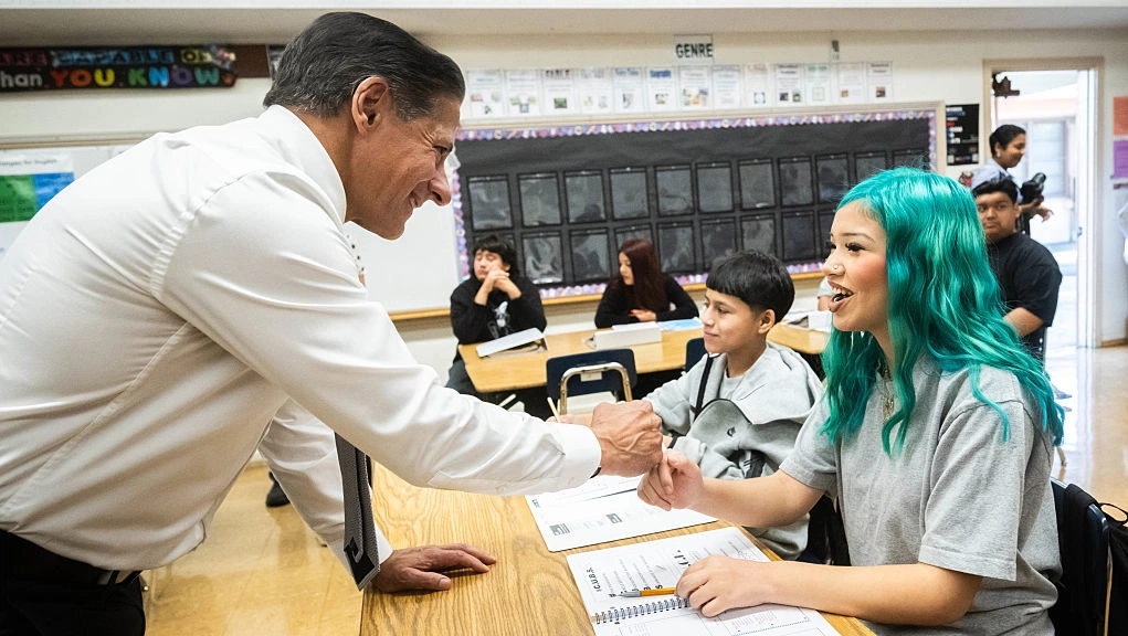 Few states and districts buck decade-long reading decline