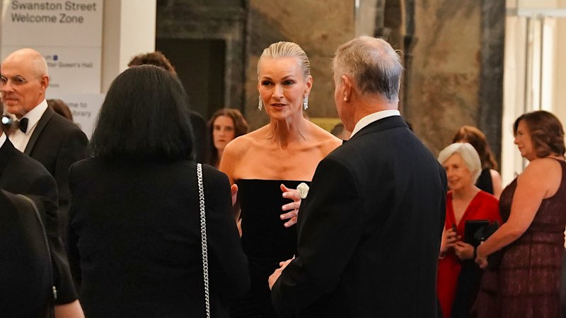 Premier, rocker, billionaires assemble for Murdoch institute gala