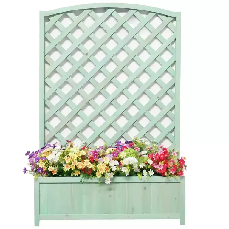 Aldi’s clever £23 planter taps into one of this year’s biggest garden ...